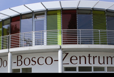 Zu den Hl. zwölf Aposteln – Johannes Bosco Berliner Südwesten